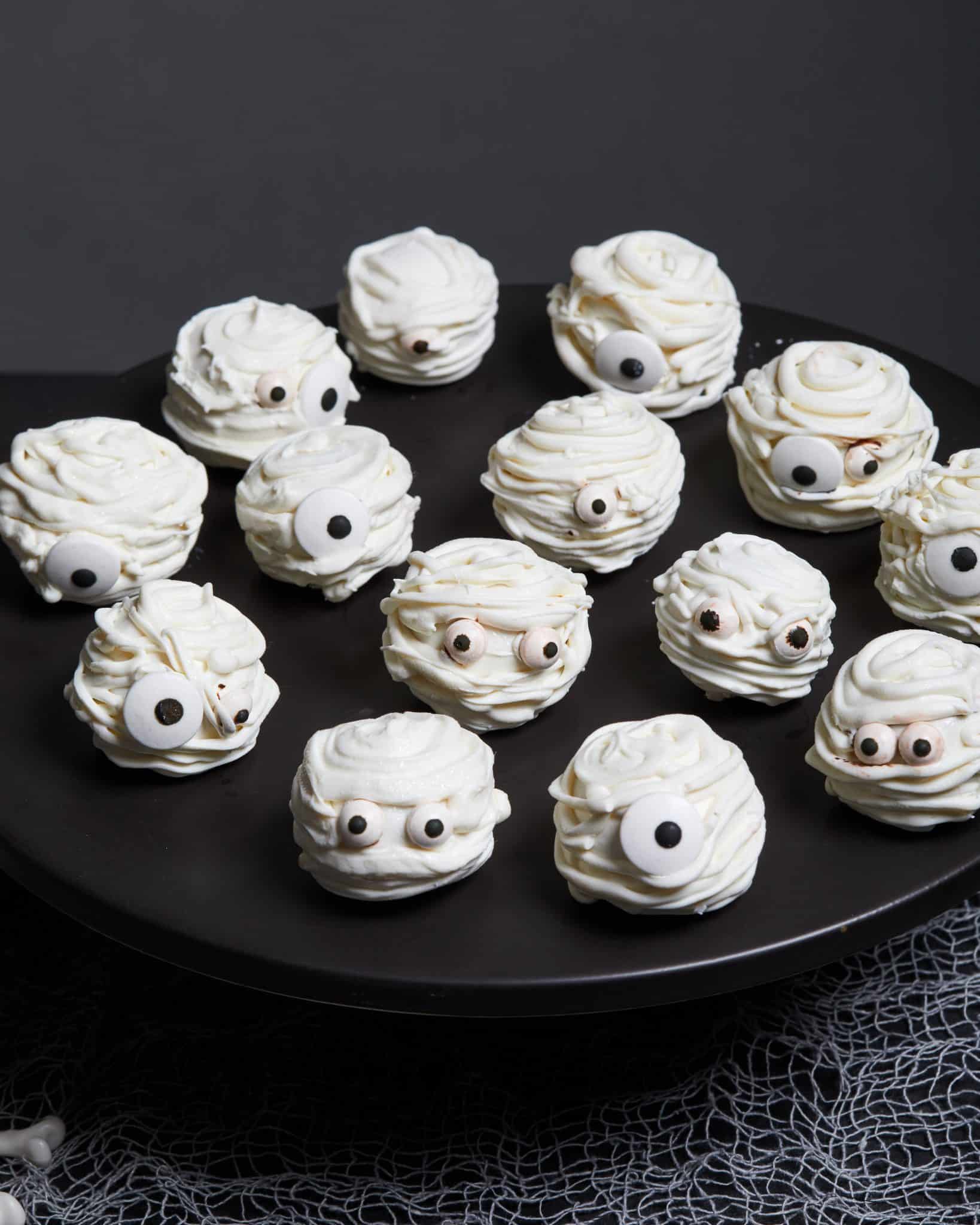 Mummy Cake Balls for Halloween | Darcy Miller Designs